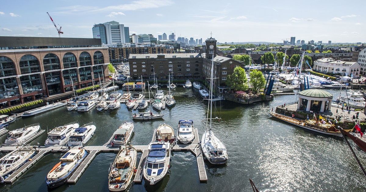 Riverside apartments and penthouses beside Tower of London